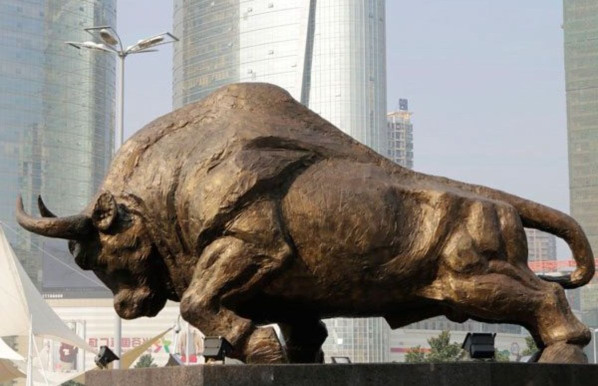 Un toro gigante di 300 metri in Spagna: come la Spagna vuole creare la ...